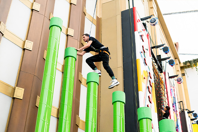 Clip ’n Climb The O2 London – Indoor Adventure | Picniq