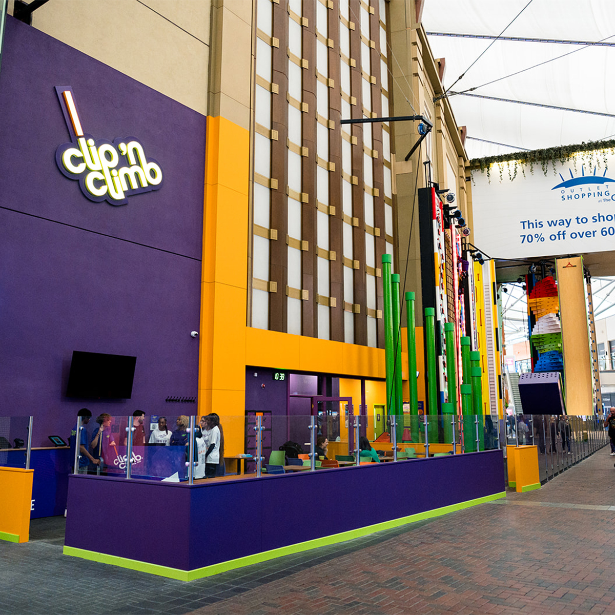 Clip ’n Climb The O2 London – Indoor Adventure | Picniq
