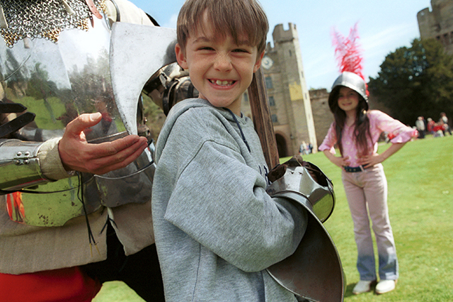 Warwick Castle Tickets – Family Offer & Live Shows | Picniq